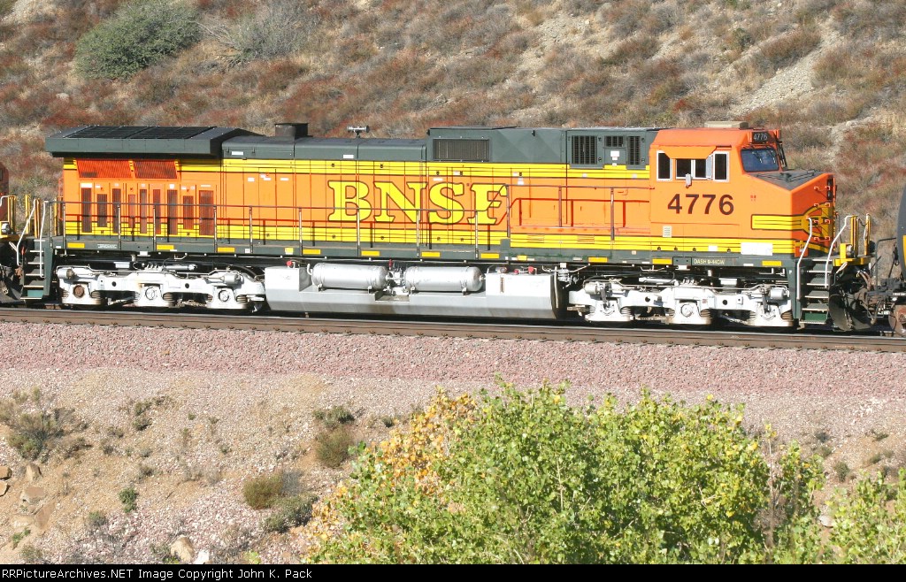 BNSF 4776